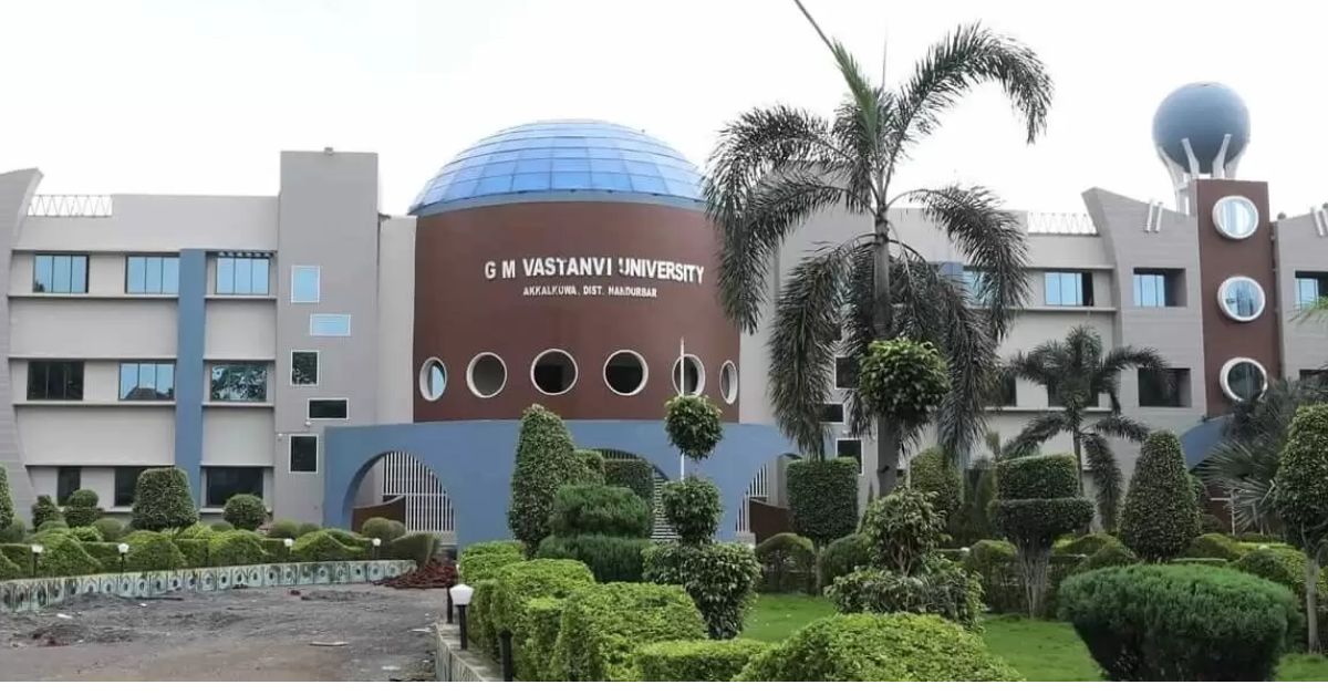 Maharashtra: Jamia Islamia Ishaatul Uloom Struggles After Bank Accounts ...